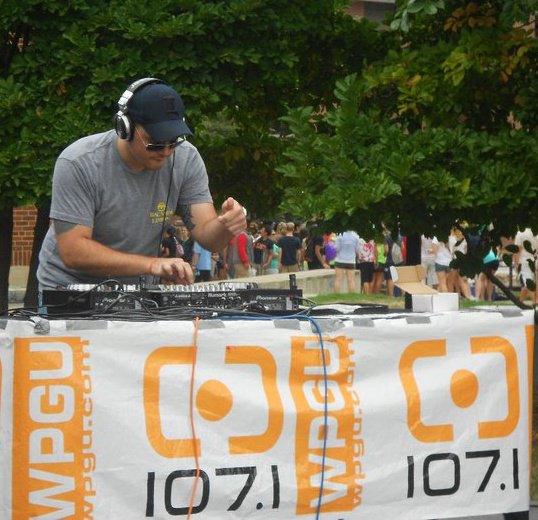 Home Music Pictures Bio Contact