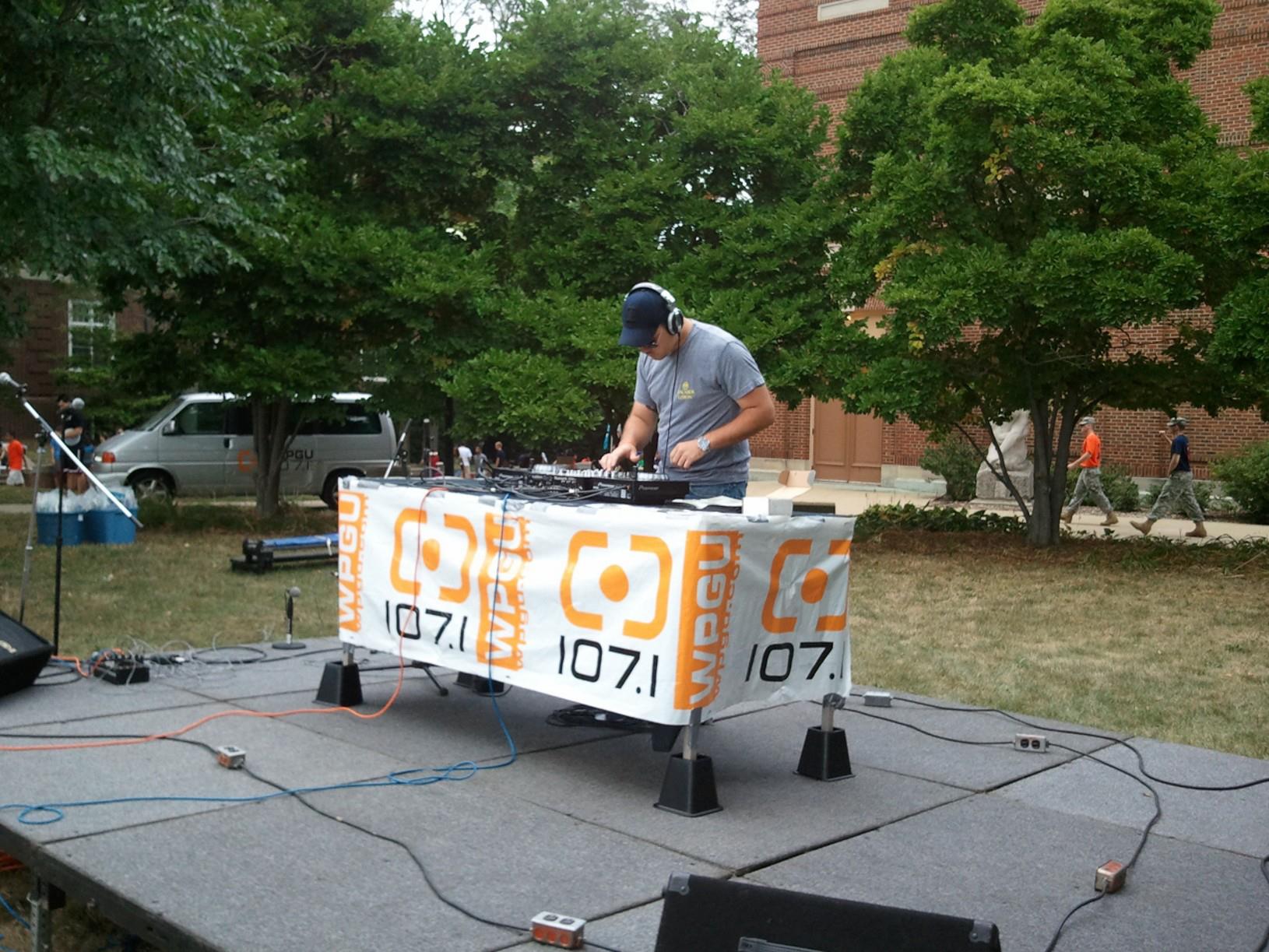 Home Music Pictures Bio Contact